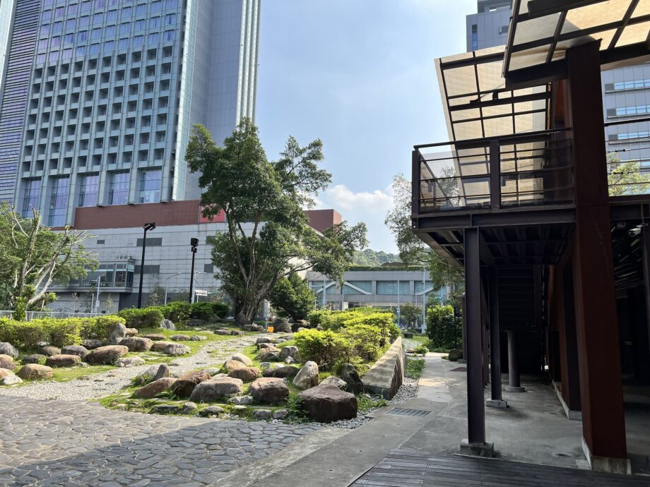 台北・南港のリノベスポット、POPOP Taipei 瓶蓋工廠台北製造所へ【台湾観光】 – 台湾ほろよいふたりの美食手帖